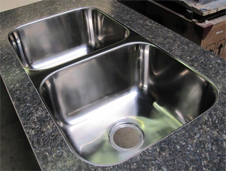 How to Choose an Ideal Kitchen Sink? - Chica Dragon
